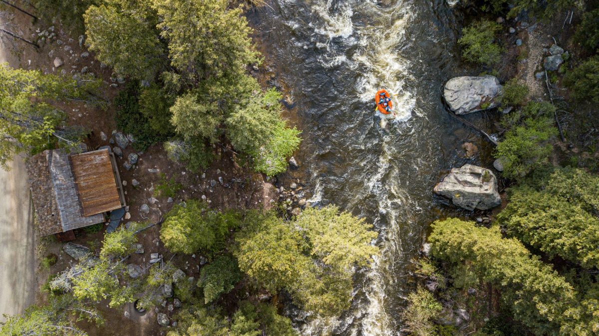 Taylor River Lodge - King Land & Water